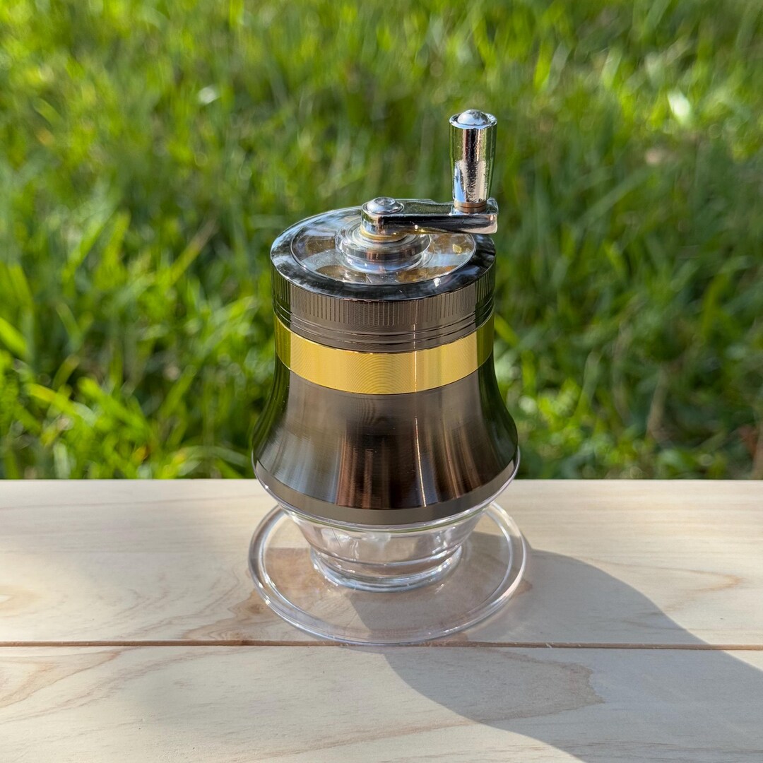 Hand Cranked With Cup Herb Grinder Spice Crusher Tobacco Smoke Grinder ...