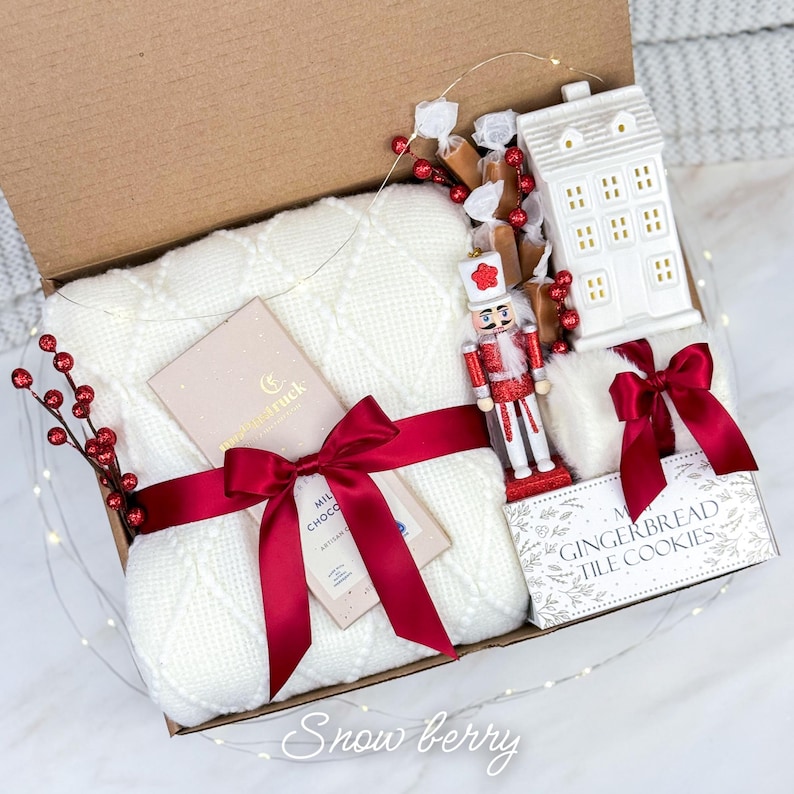 Cozy Winter Gift Box: Christmas Gift for Your Loved One With Blanket ...