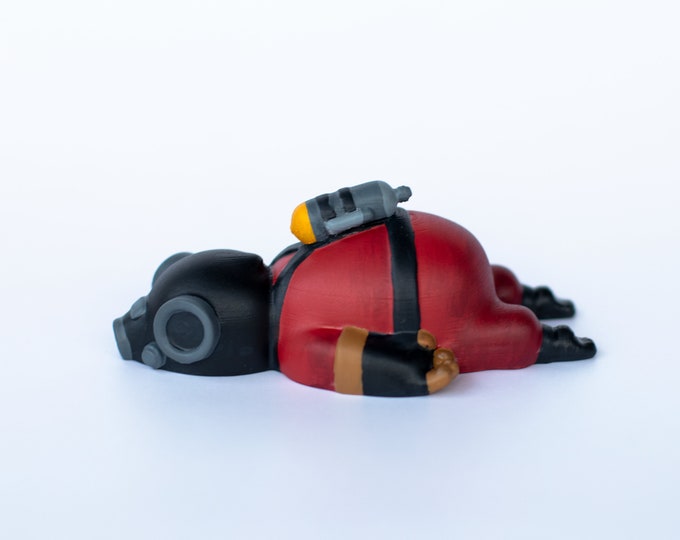 Pyro - Team Fortress 2 | 3D Printed TF2 Pyro Figure Prop | TF2 Model ...