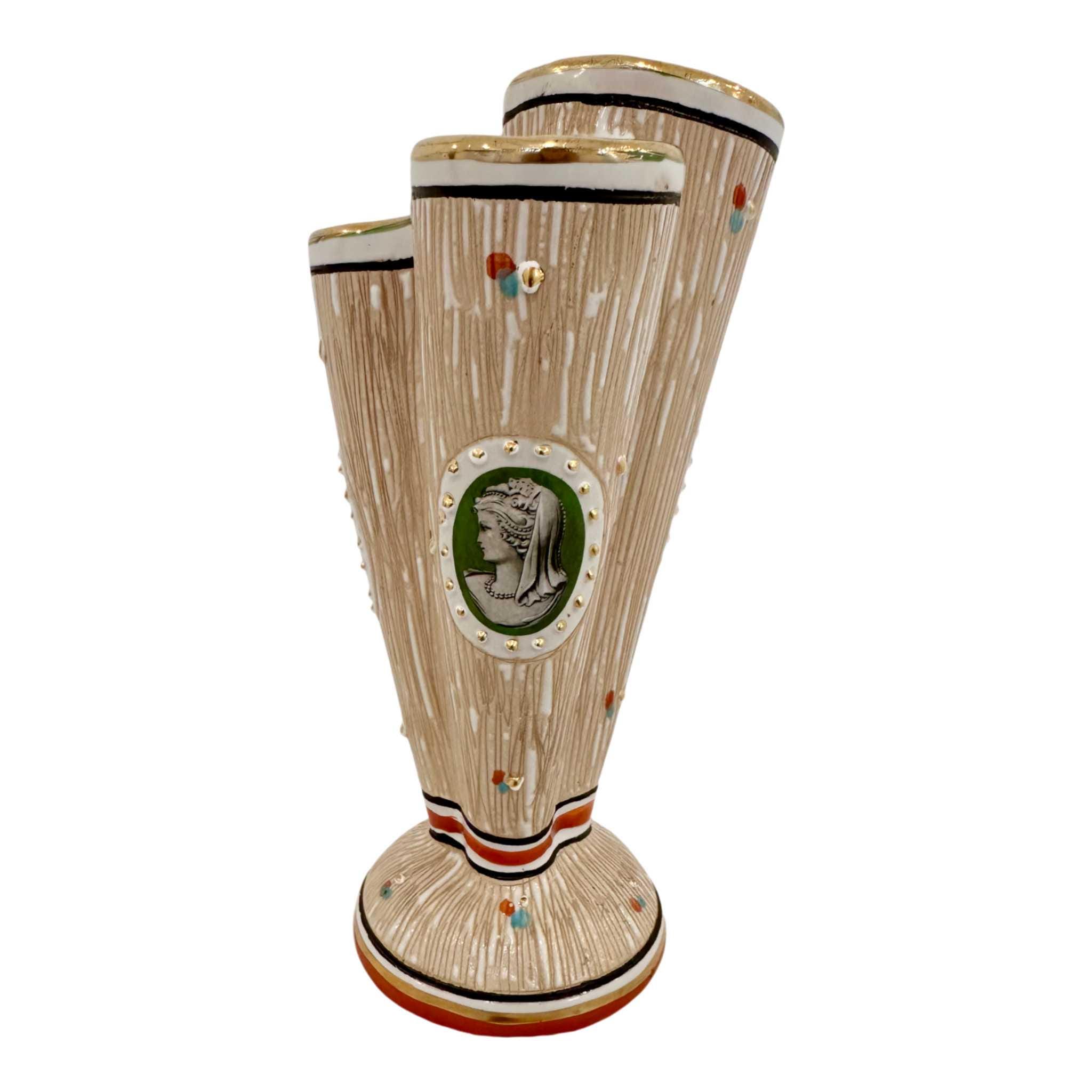 Midcentury Volpi Deruta Italian Pottery Cameo Vase - Etsy