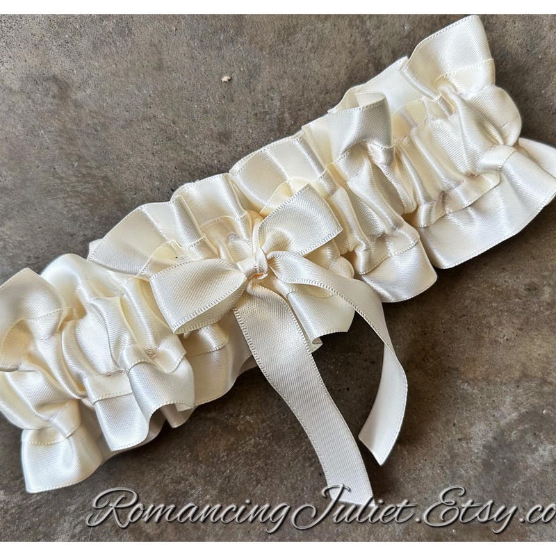 Garter - Etsy