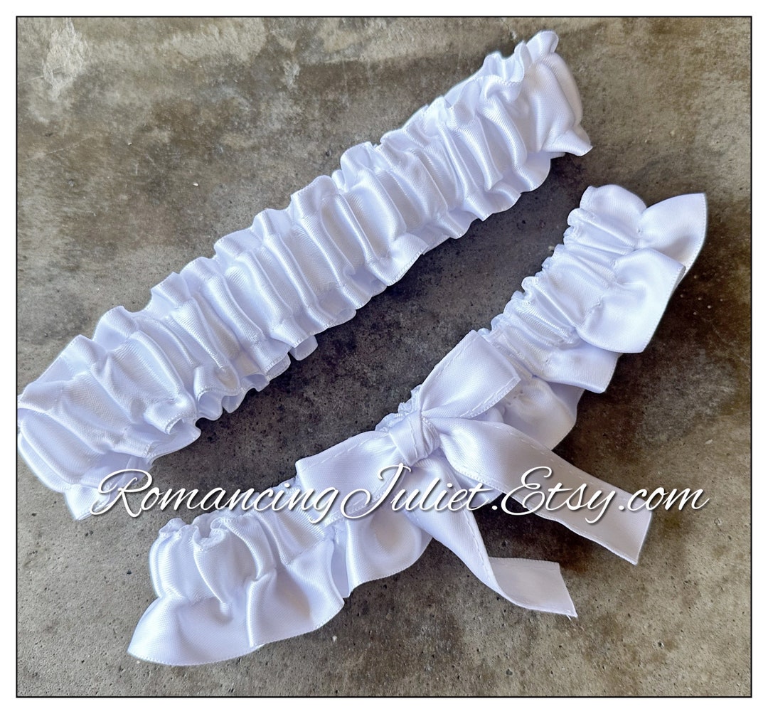 Skirted Bridal Garter Set...shown in White/white - Etsy