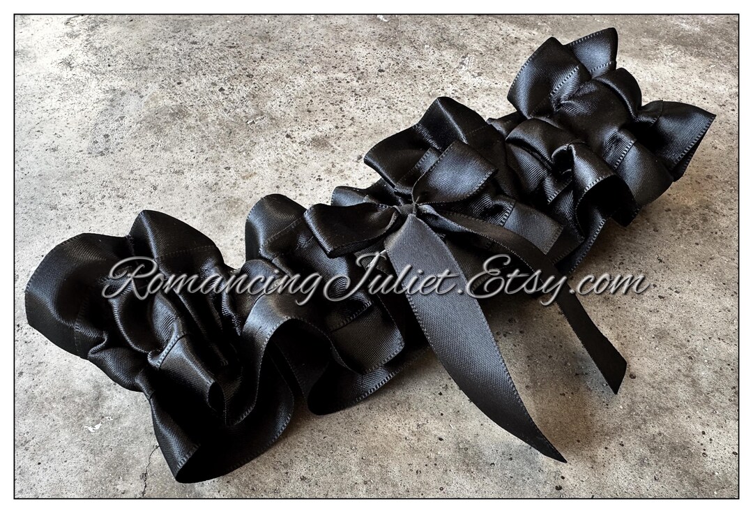 The Classic Chic Leg Garter..you Choose the Accent Colors..shown in ALL ...