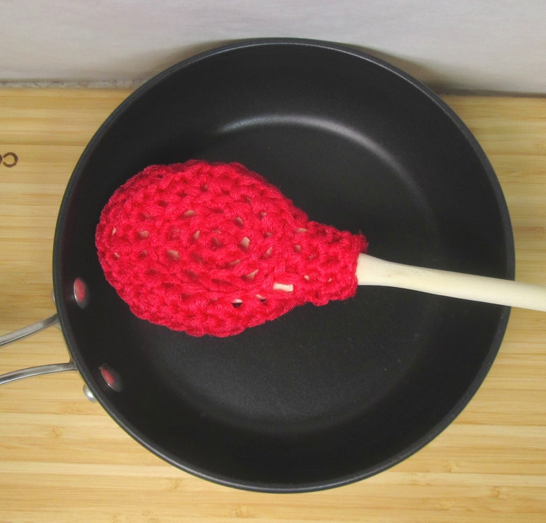 Crocheted Scrubbie on a Wooden Spoon: Durable Dish Scrubber - Etsy