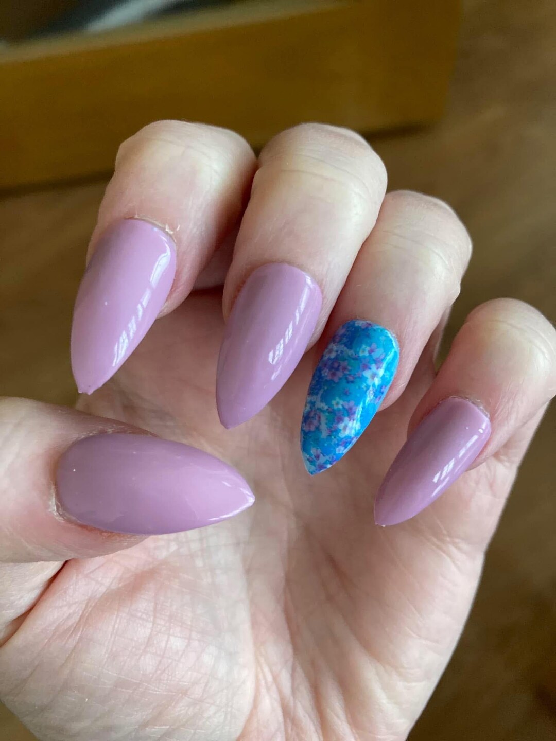 Heather & Blue Floral Design Press on Nails - Etsy