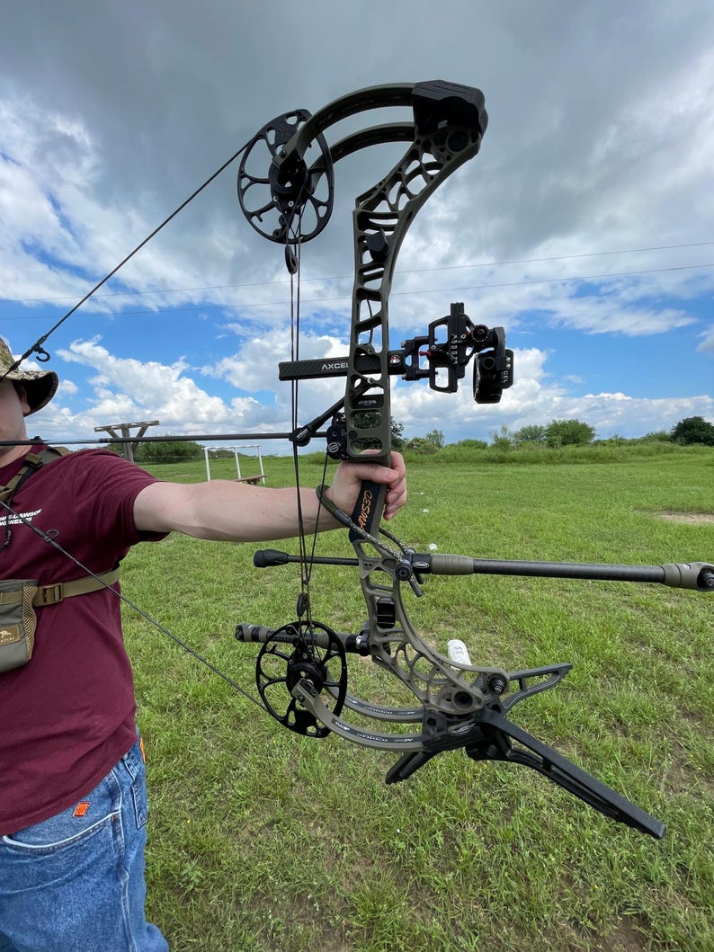 Personalized Bow Grip for Mathews Engage ARC LIFT VXR V3X PHASE4 - Etsy