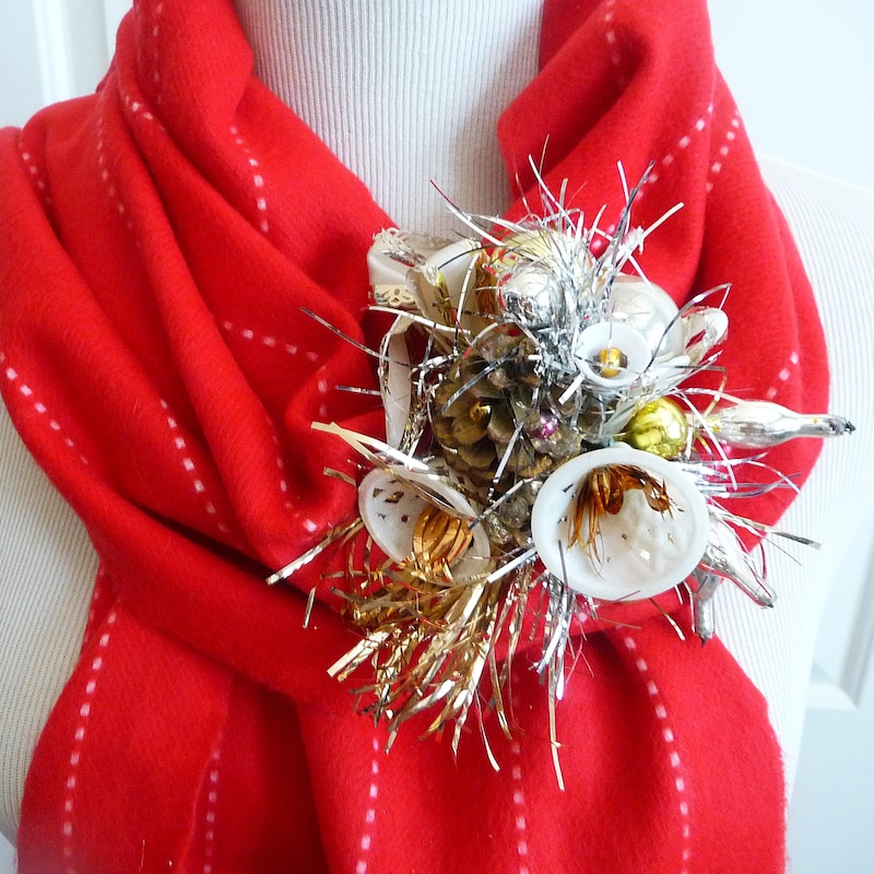 Christmas Corsage - Etsy