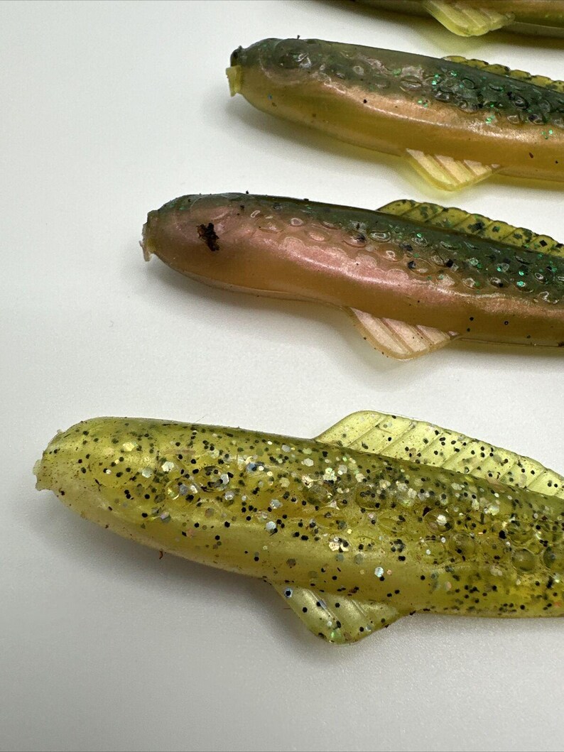 5" Swim Bait Soft Plastic Paddle Tail Swim Minnow 7 in Total Green ...