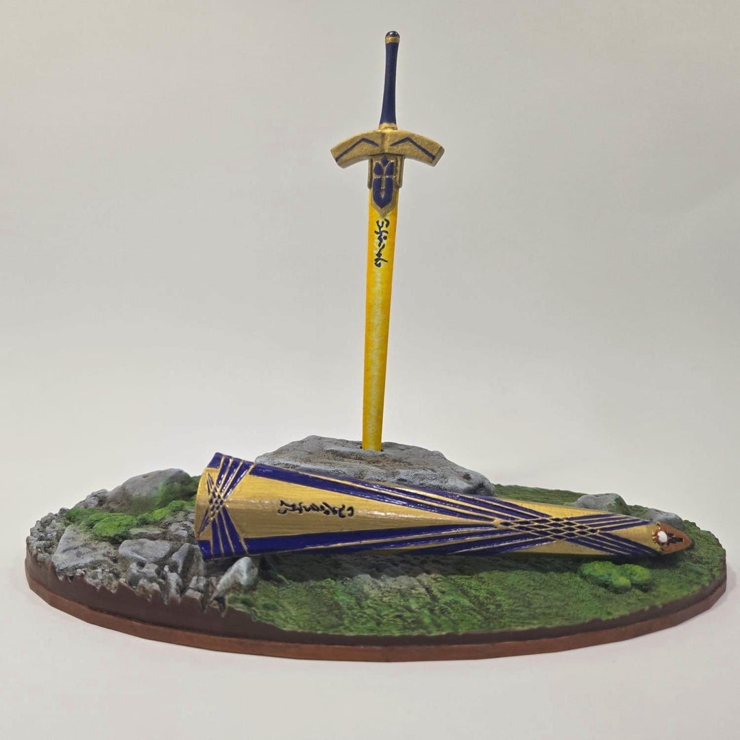 Saber Artoria Excalibur and Avalon Miniature Model Sword and Stand ...