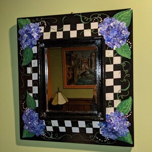 Hydrangeas and Checkered Decorative Mirror - Etsy