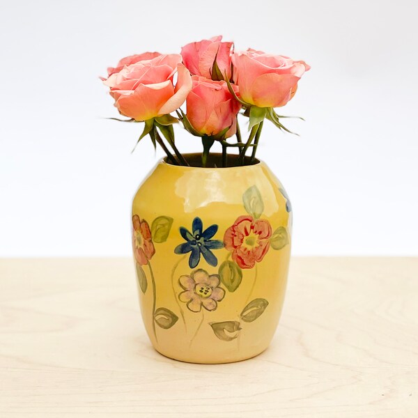 Ceramic Wildflower Vase - Etsy