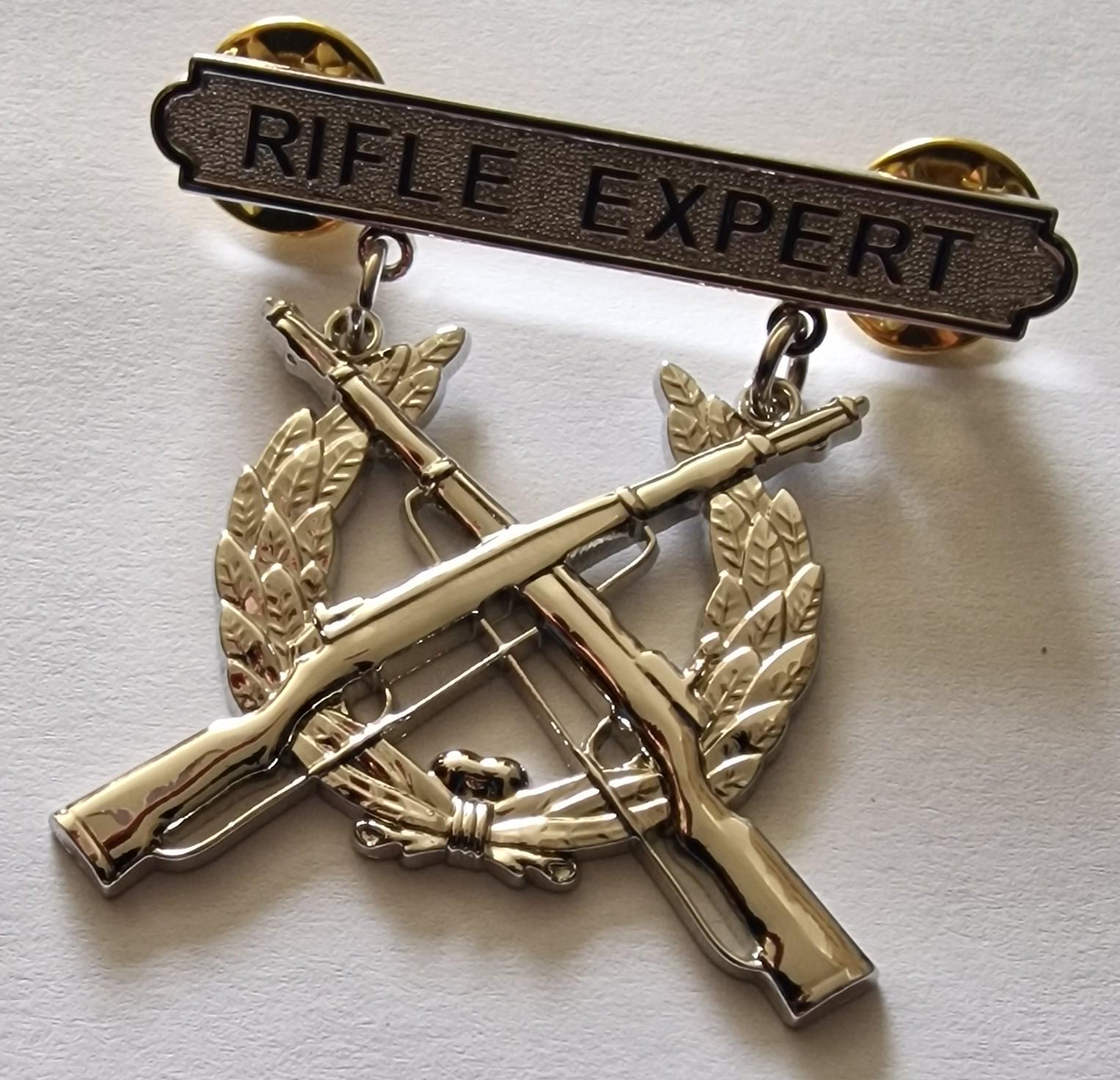 Supernatural Rifle Expert Metal Screen Accurate Badge Pin US Military ...