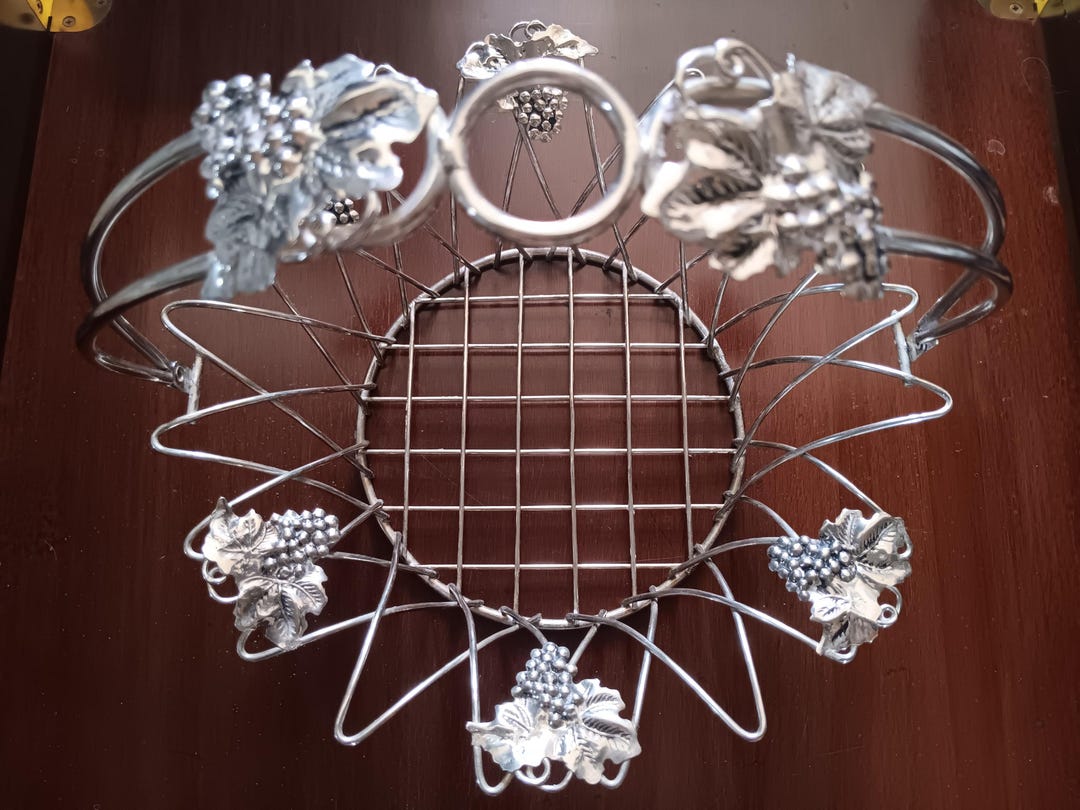 Vintage Silver Plated Grape Theme Wire Basket With Handle. Flower Girl ...