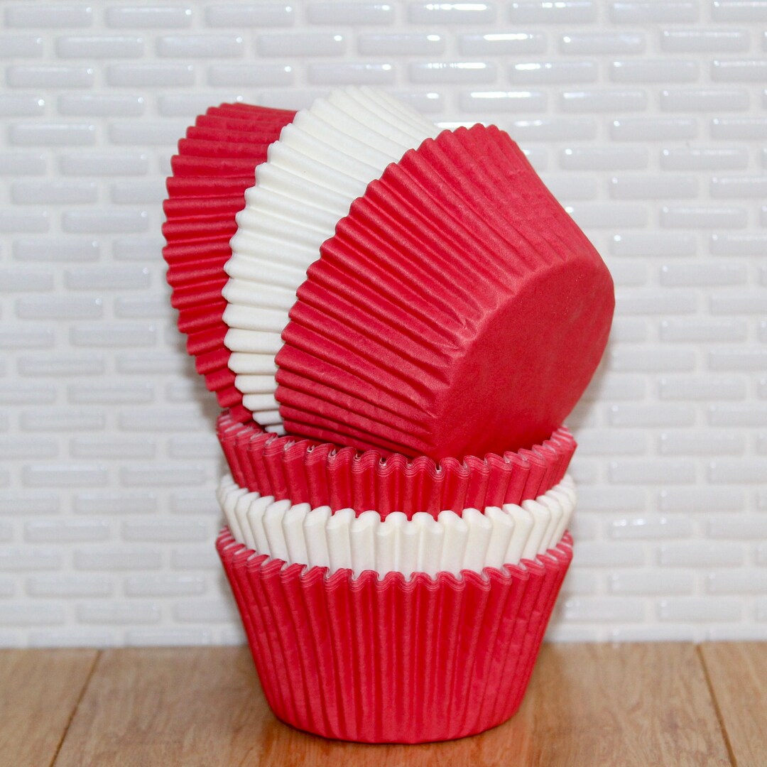 Red & White Heavy Duty Cupcake Liners (qty 32) Red Cupcake Liners, Red ...