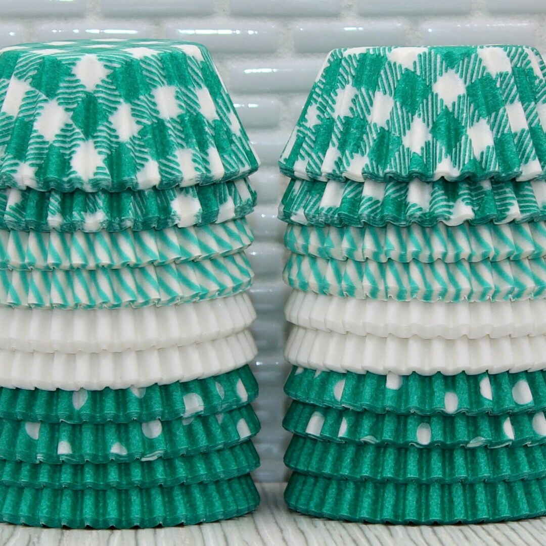 Mini Green Cupcake Liner Asst (qty 50-60) Mini Green Cupcake Liners ...