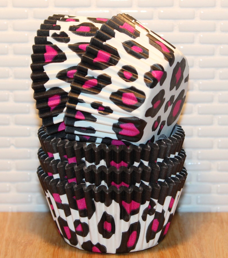 Hot Pink Leopard Cupcake Liners qty 32 Pink Leopard Cupcake - Etsy
