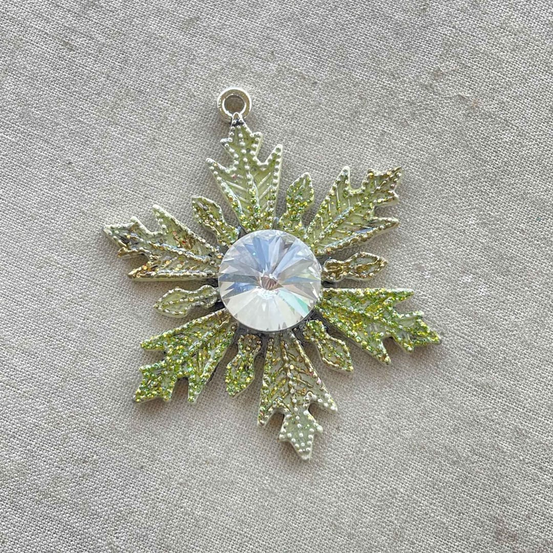 Grinch Christmas Snowflake Pendant, Rhinestone Snowflake Pendant ...
