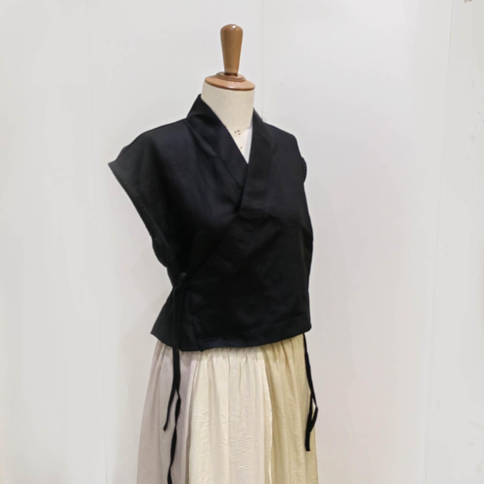 Linen Hanfu Top: Sleeveless Cross Front Vest - Etsy