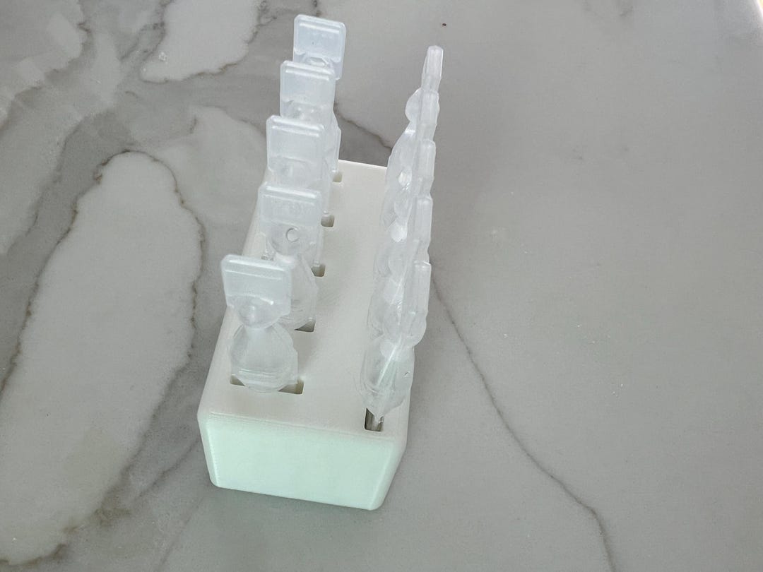 3D Printed Holder for Single-use Eye Drop Vials (preservative-free ...
