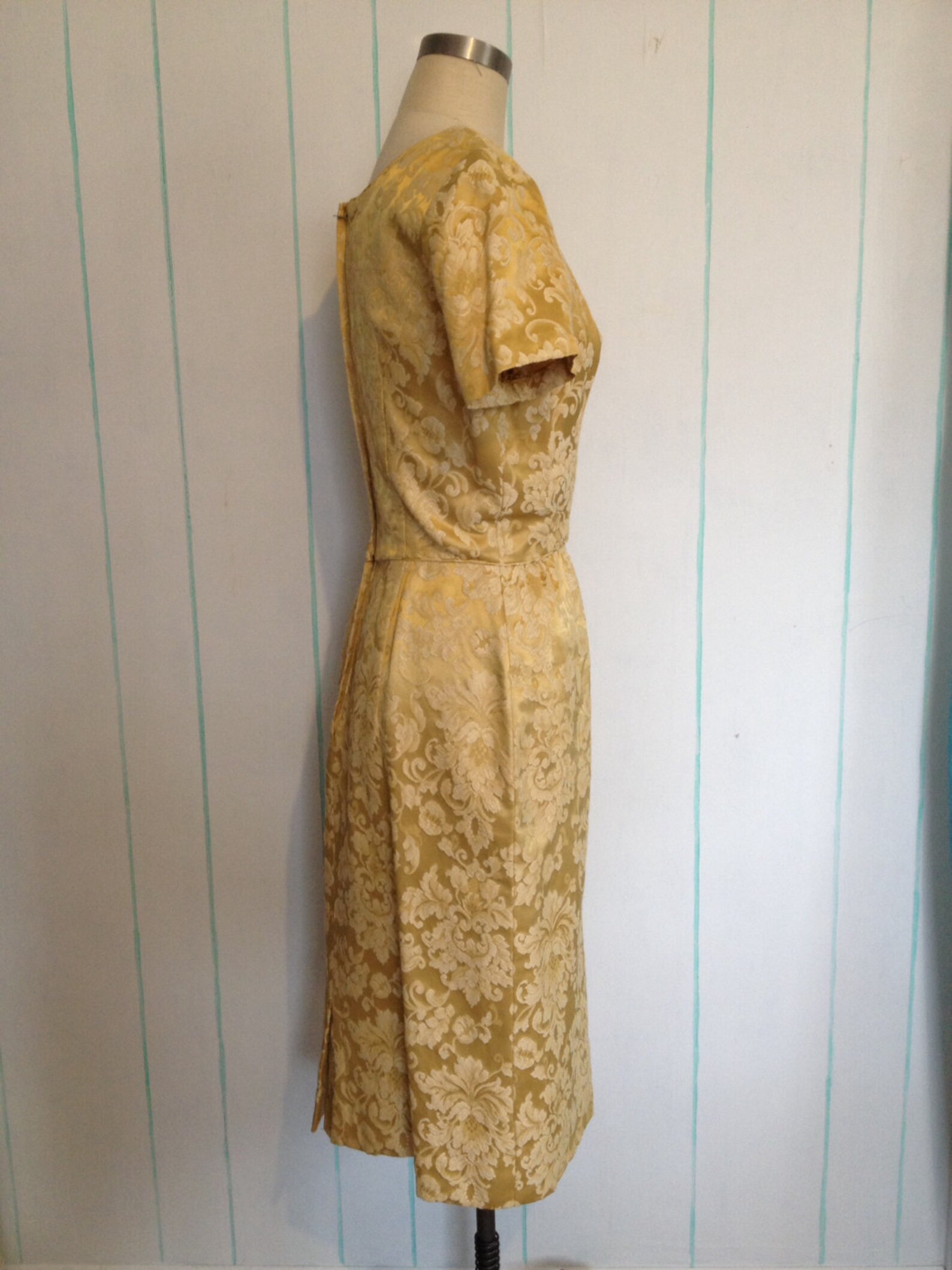 Beautiful 1950's Gold Vintage Dress - Etsy