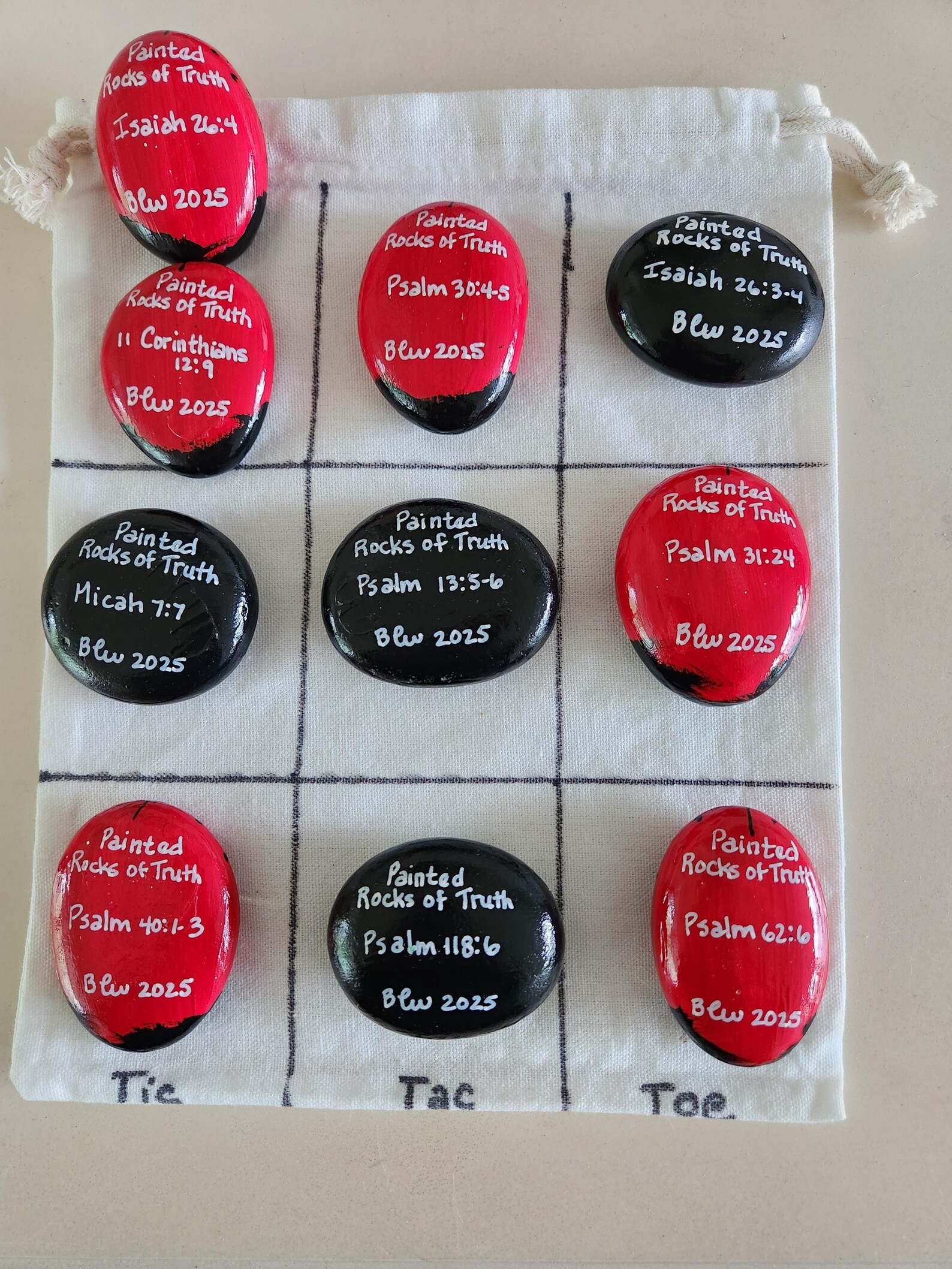 Ladybug and Flower Tic Tac Toe Game Painted Rocks - Etsy