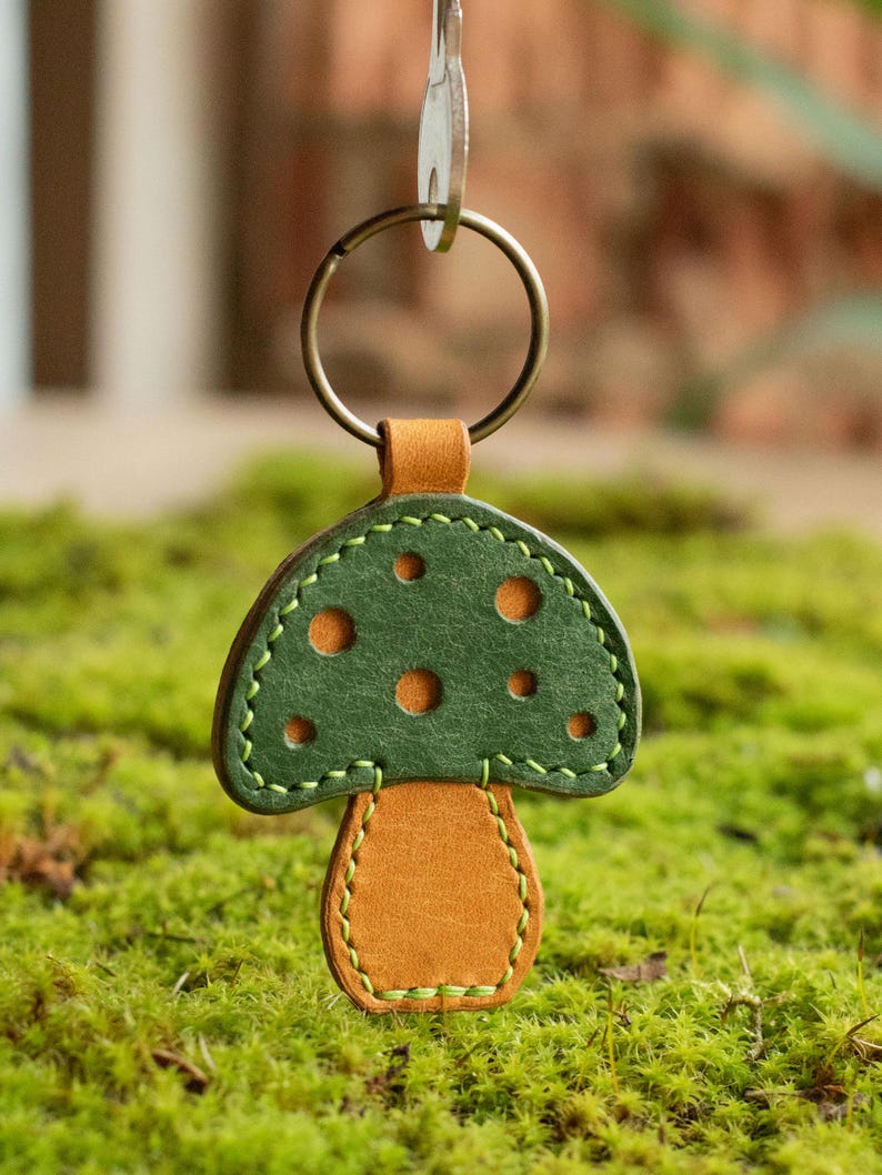 Leather Mushroom Keychain PDF Pattern Beginner Leathercraft Template ...