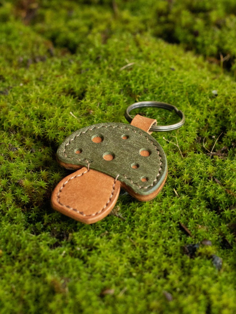 Leather Mushroom Keychain PDF Pattern Beginner Leathercraft Template ...