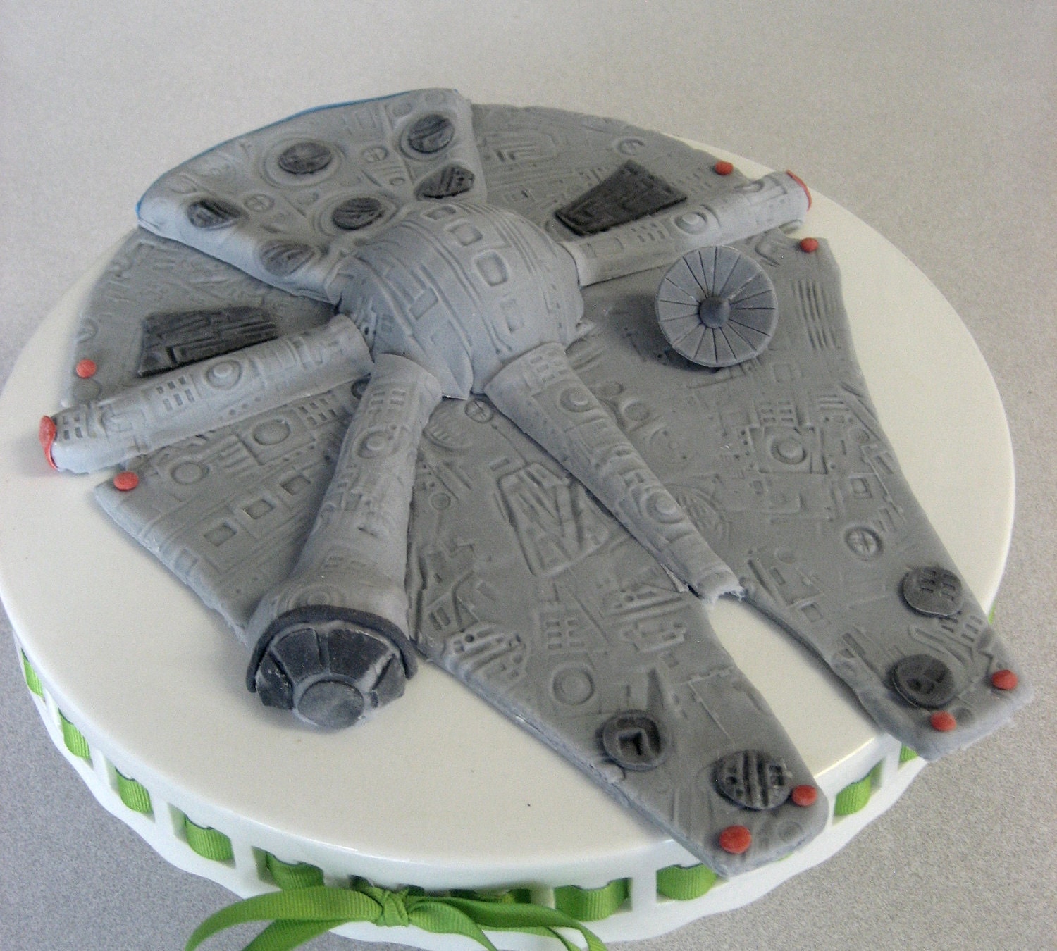 Millennium Falcon CAKE TOPPER Star Wars Cake Topper Birthday | Etsy