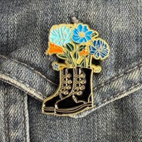 Howdy Enamel Pin - Etsy