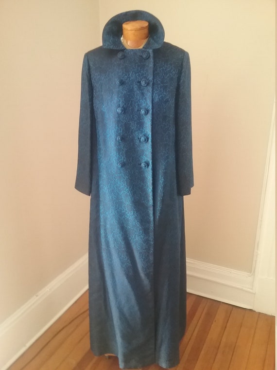 1960's, 34"bust, 2 piece royal blue embossed gown and… - Gem