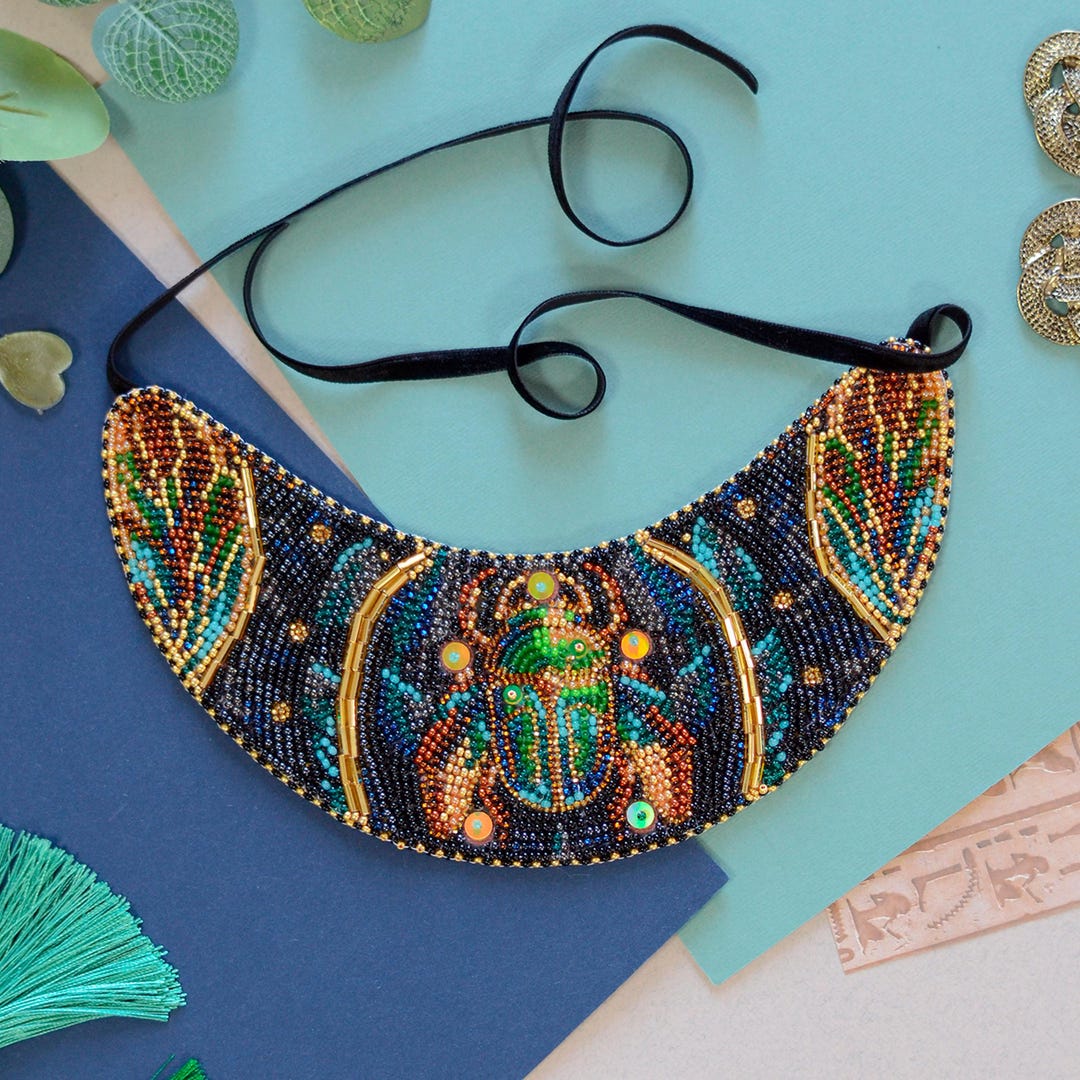 Bead Embroidery Kit Emerald Talisman, Necklace Embroidery, Beaded ...