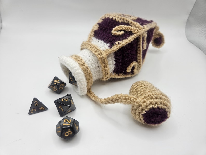 Crochet Pattern Potion Bottle Dice Bag, Royal Potion Bottle, Amigurumi ...