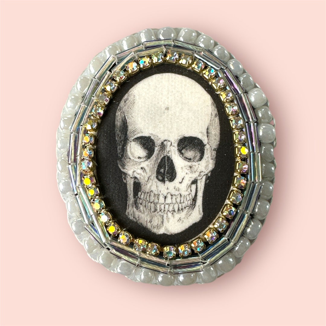 Beaded Anatomical Skull Brooch - Etsy
