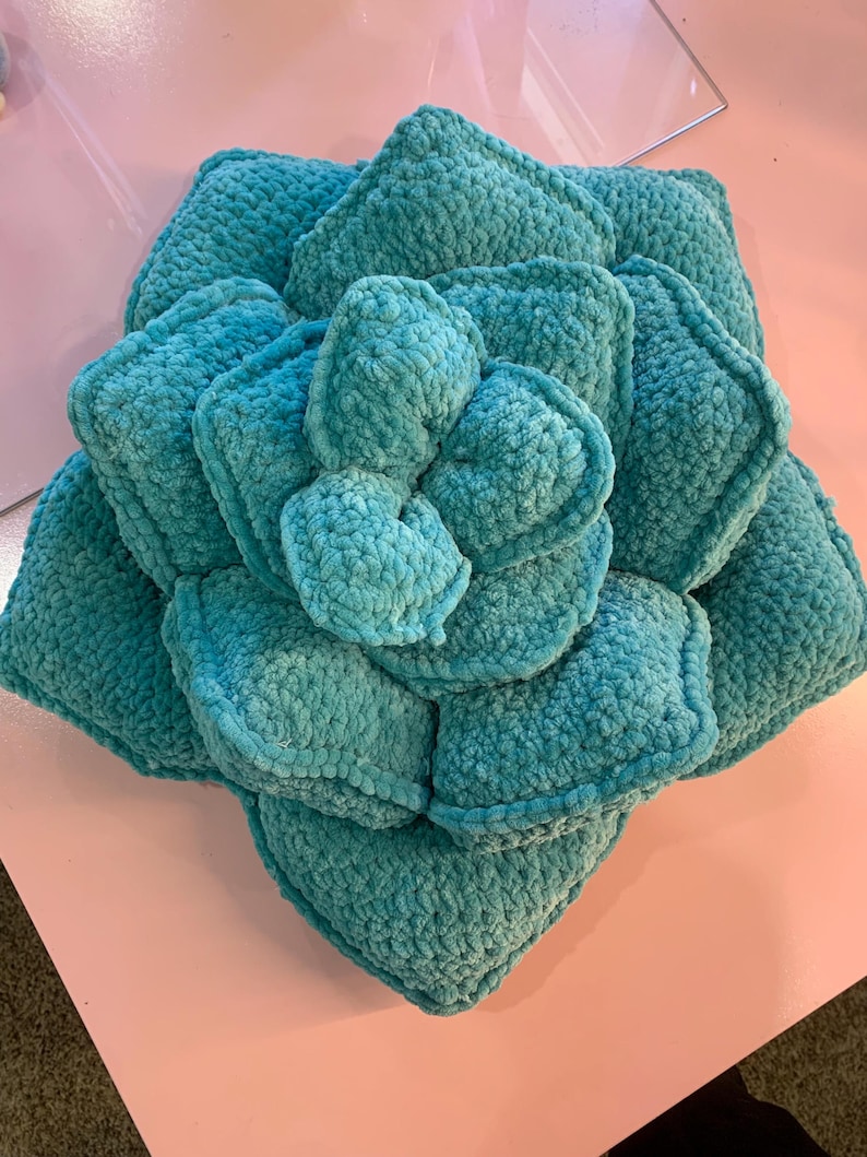 Easy Crochet Succulent Pillow Pattern for Beginners - Etsy