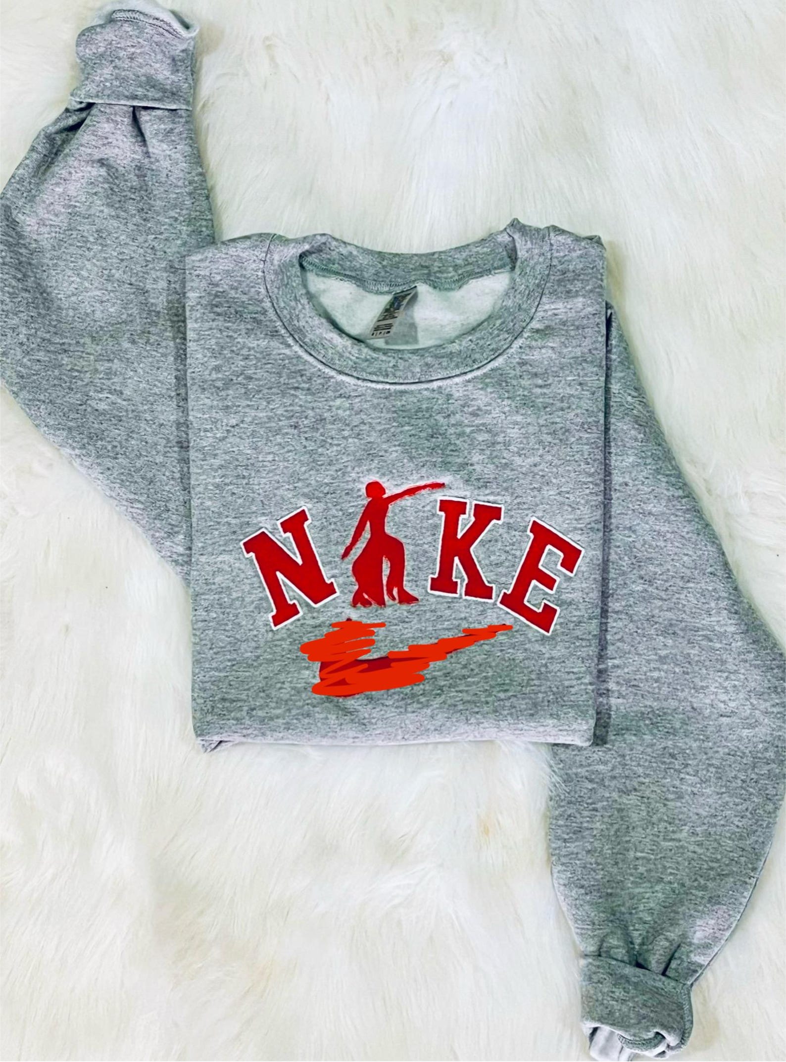 Delta Sigma Theta Sorority Gifts | 1913 Crew Sweatshirt | DST1913 ...