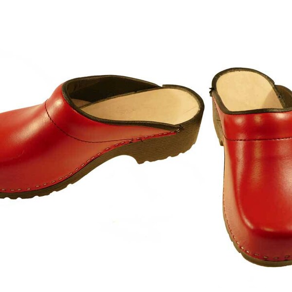 Red Clogs - Etsy