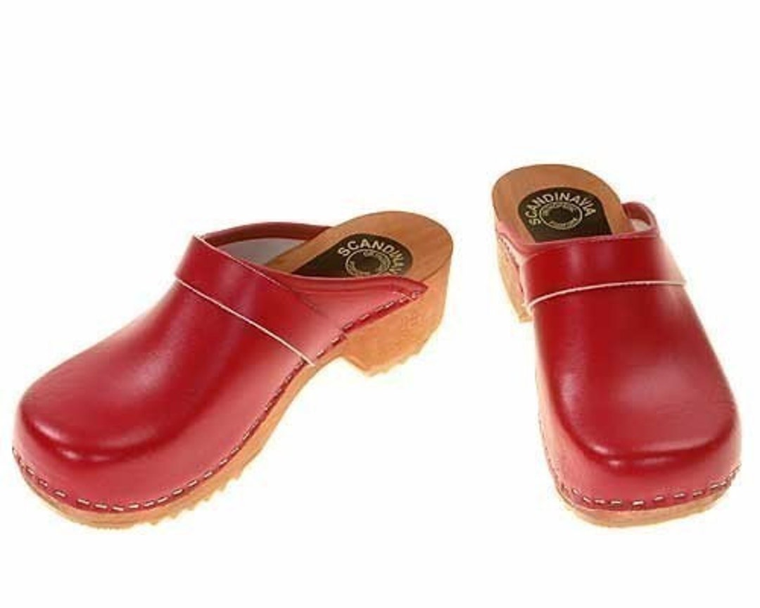 Clogs Red - Etsy