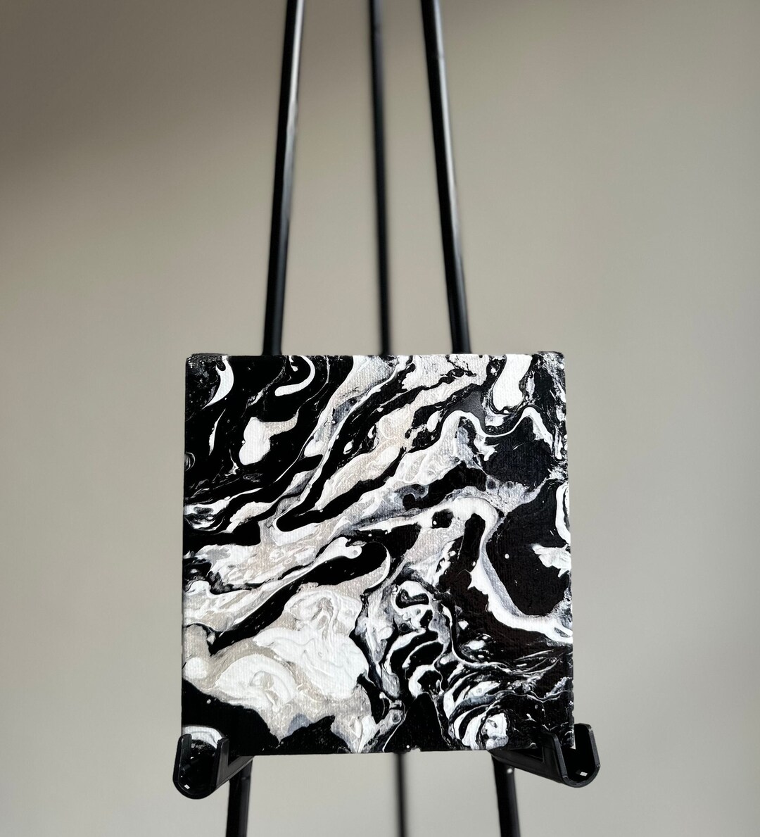 Monochrome Flow | Black and White Abstract Fluid Art With Pearl ...