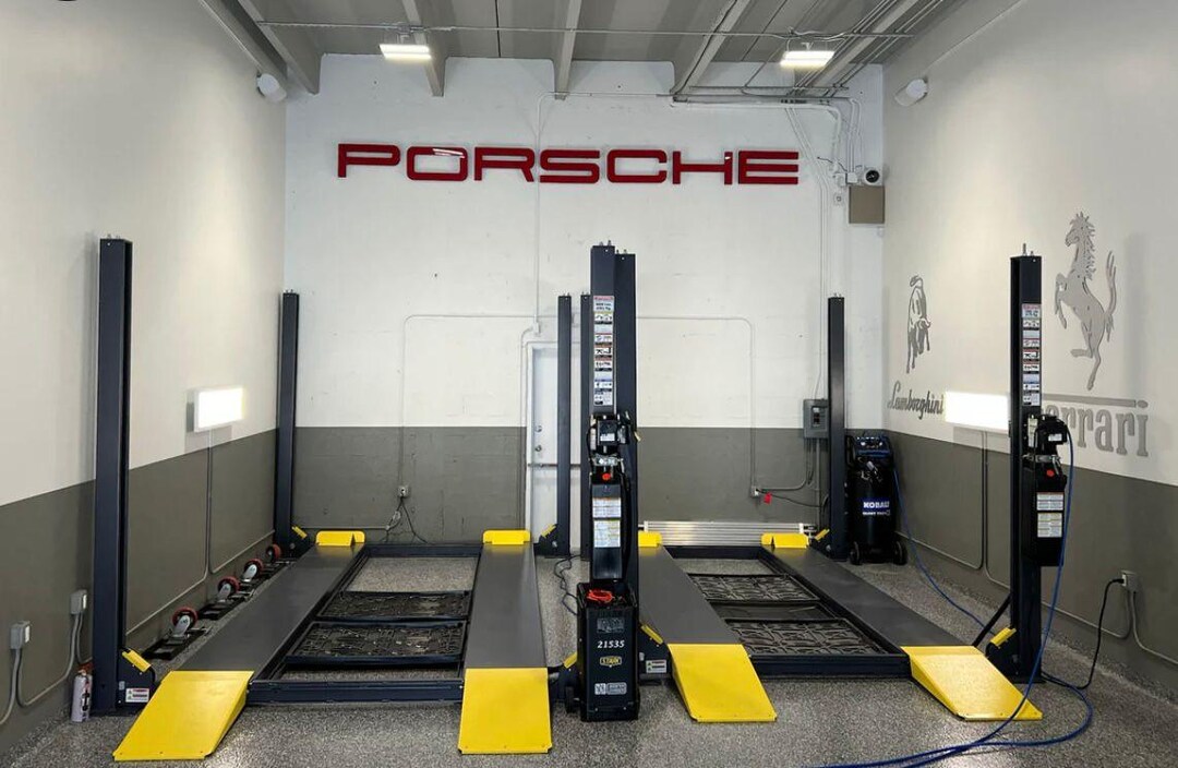 Logo Crest Dealership Sign Metal Crest Letter Decorative Sign Logo Wall ...