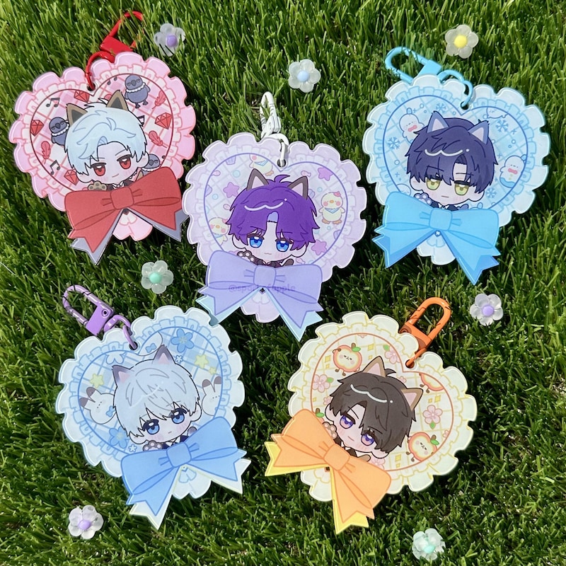 Zayne Cat Keychain - Etsy