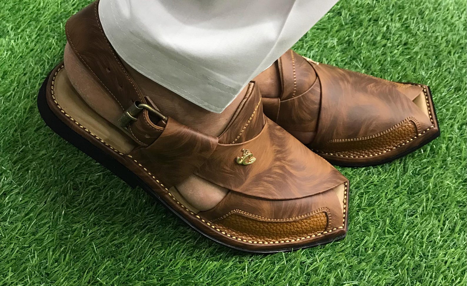 Unique Handmade Leather Peshawari Chappal | Brown & Gold Traditional ...