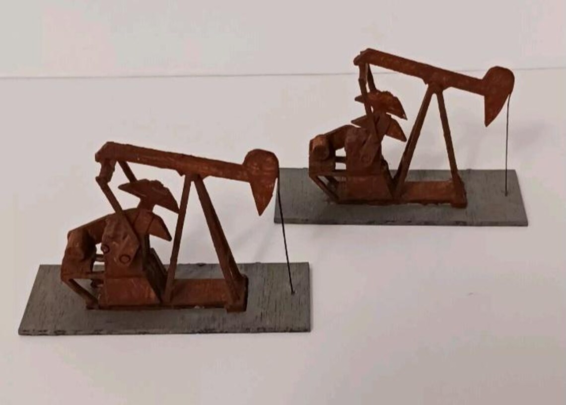 Horsehead Oil Pump Kit - Makes 2 Pumps - Z Scale Model Train - New ...