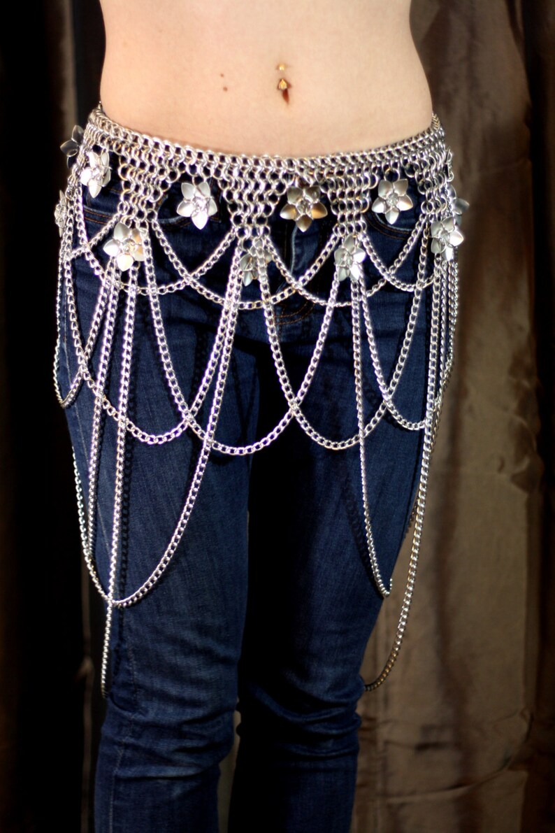 Exquisite Chainmail Drape Flower Belt - Etsy