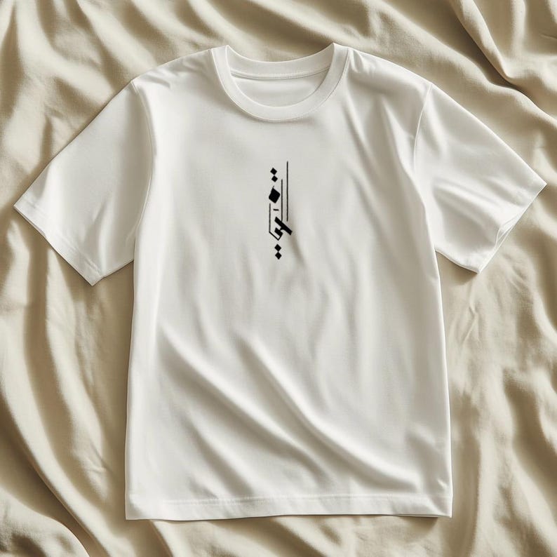 White Arabic Calligraphyt-shirt Minimalist Arabic T-shirt for Everyday ...