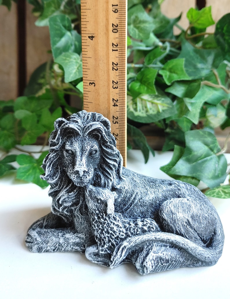Lion and Lamb Figurine in Concrete Lion and Lamb Cement - Etsy