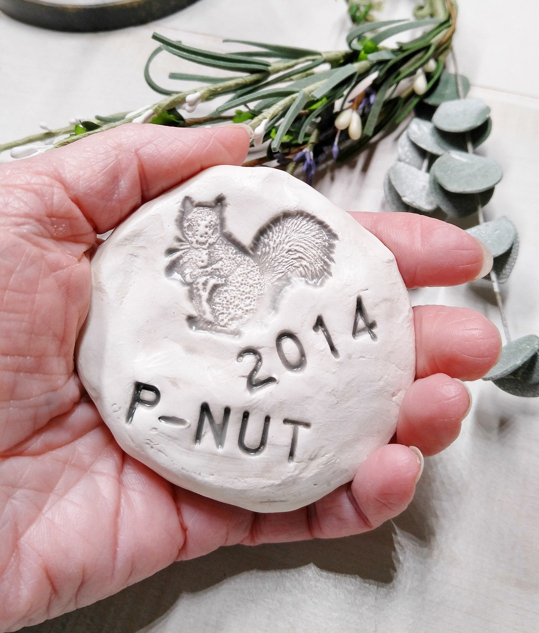 Squirrel Memorial Stone Personalized 2.5 to 3.5" - Etsy