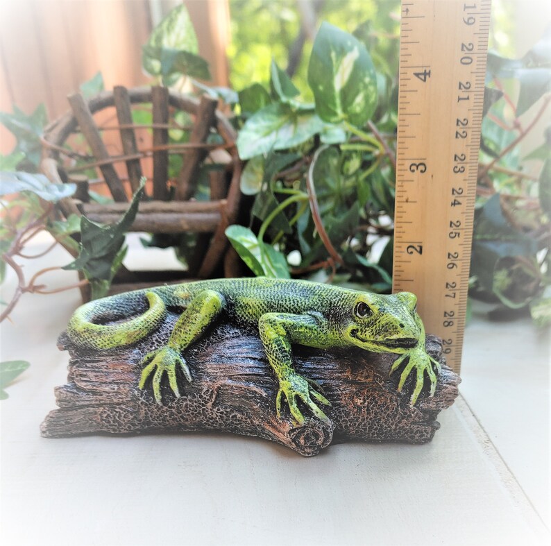 Lizard Gecko on a Log Cement Figurine Cement Lizard | Etsy