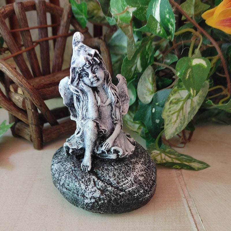 Rock Paperweight - Etsy