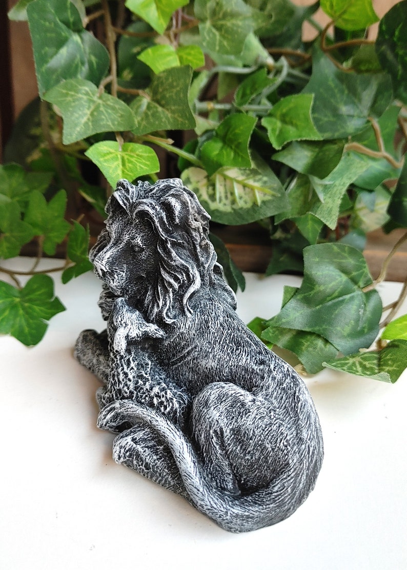 Lion and Lamb Figurine in Concrete Lion and Lamb Cement - Etsy