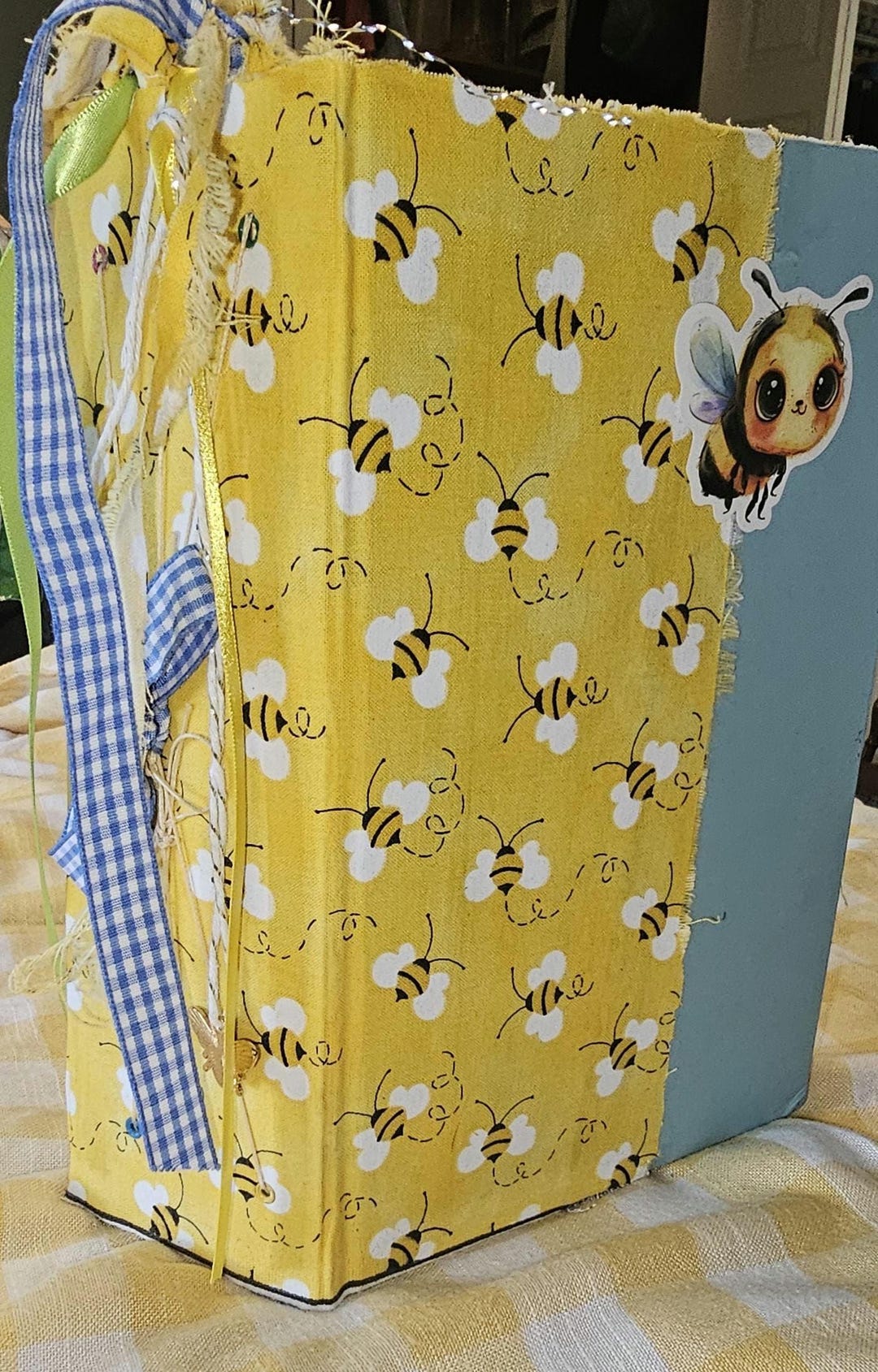 Bee Junk Journal - Etsy